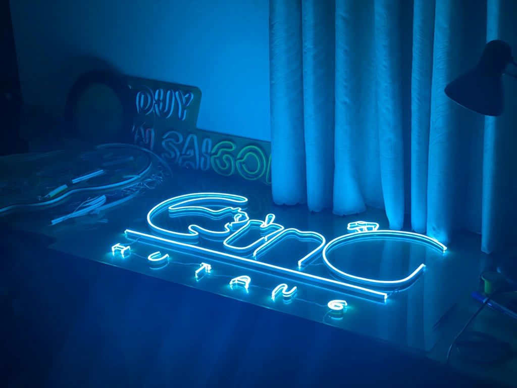 Đèn led Neon Sign 06 - VUA XE ĐẨY BÁN HÀNG